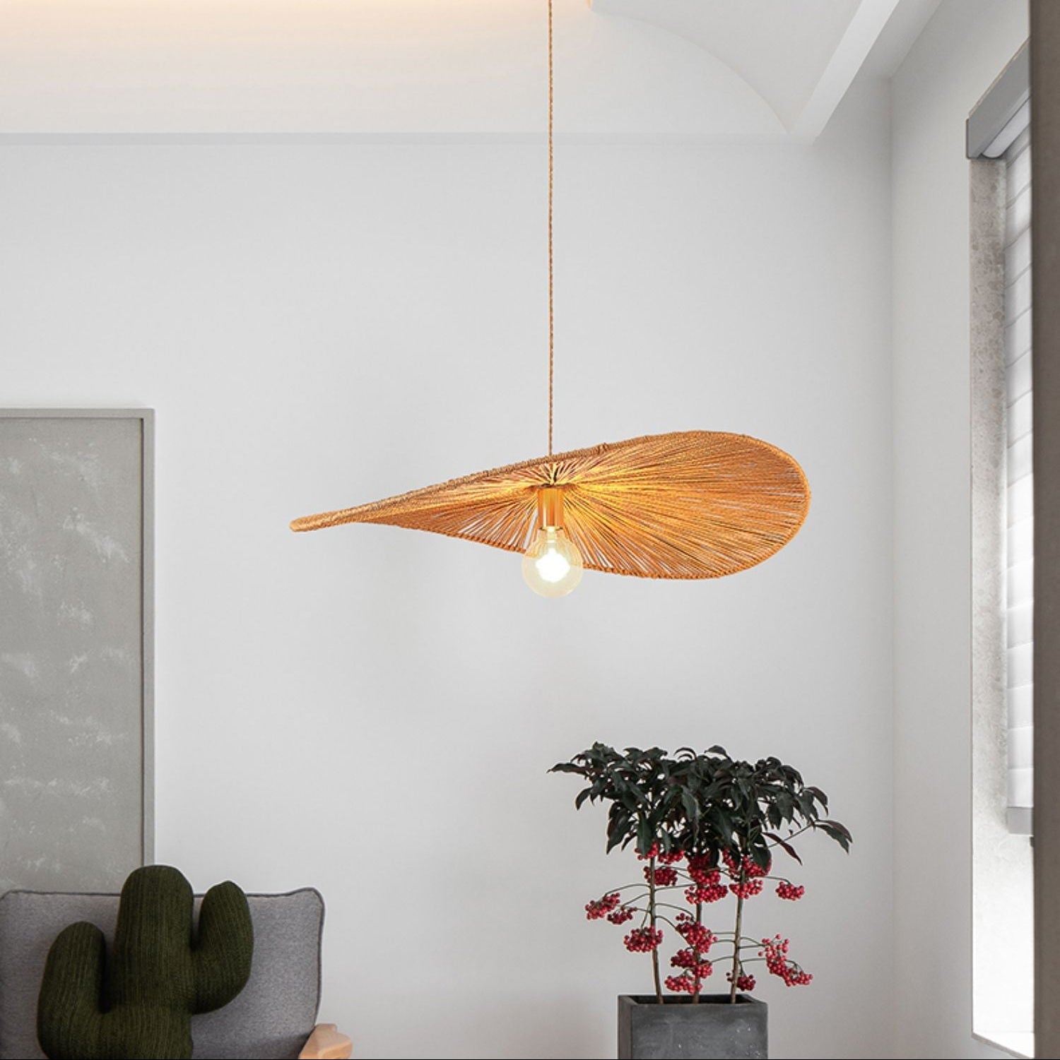 Woven Leaf Pendant Light – LUUGAA